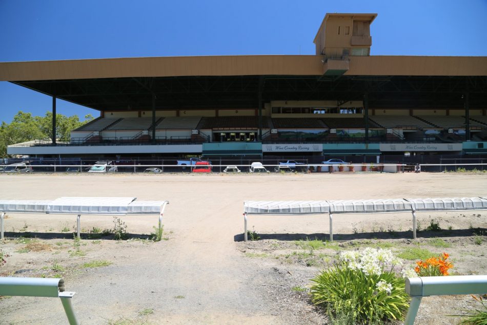 Guides - Santa Rosa, CA - Golf Courses - Dave's Travel Corner