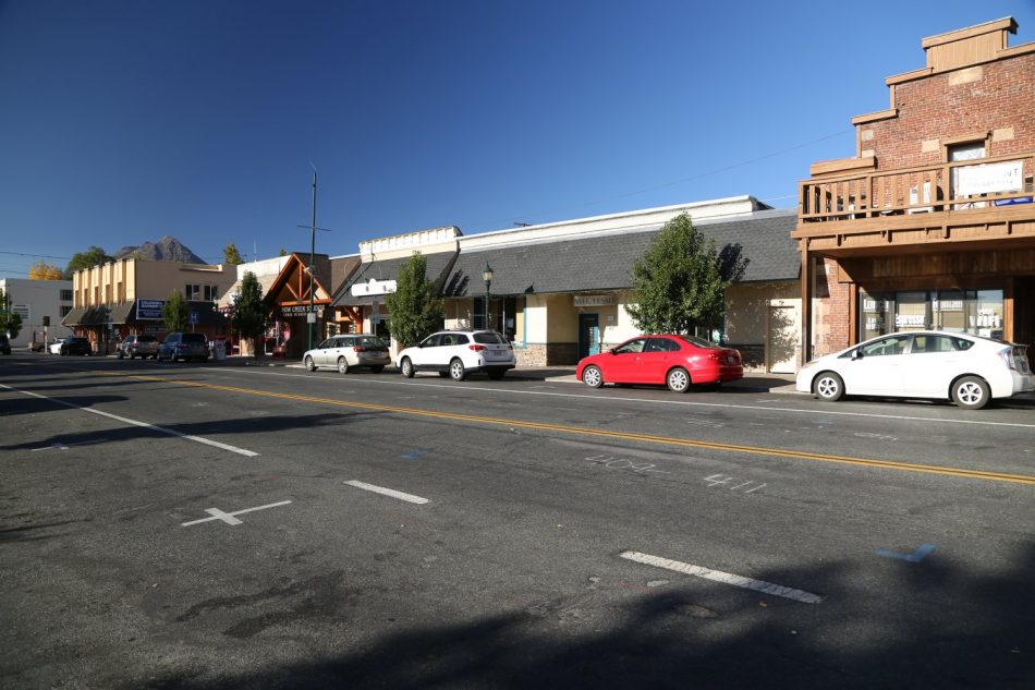 Guides - Mt. Shasta CA - Shasta City - Dave's Travel Corner