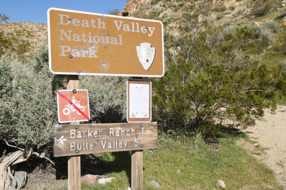 Guides - Death Valley, CA - Attractions - Dave's Travel Corner