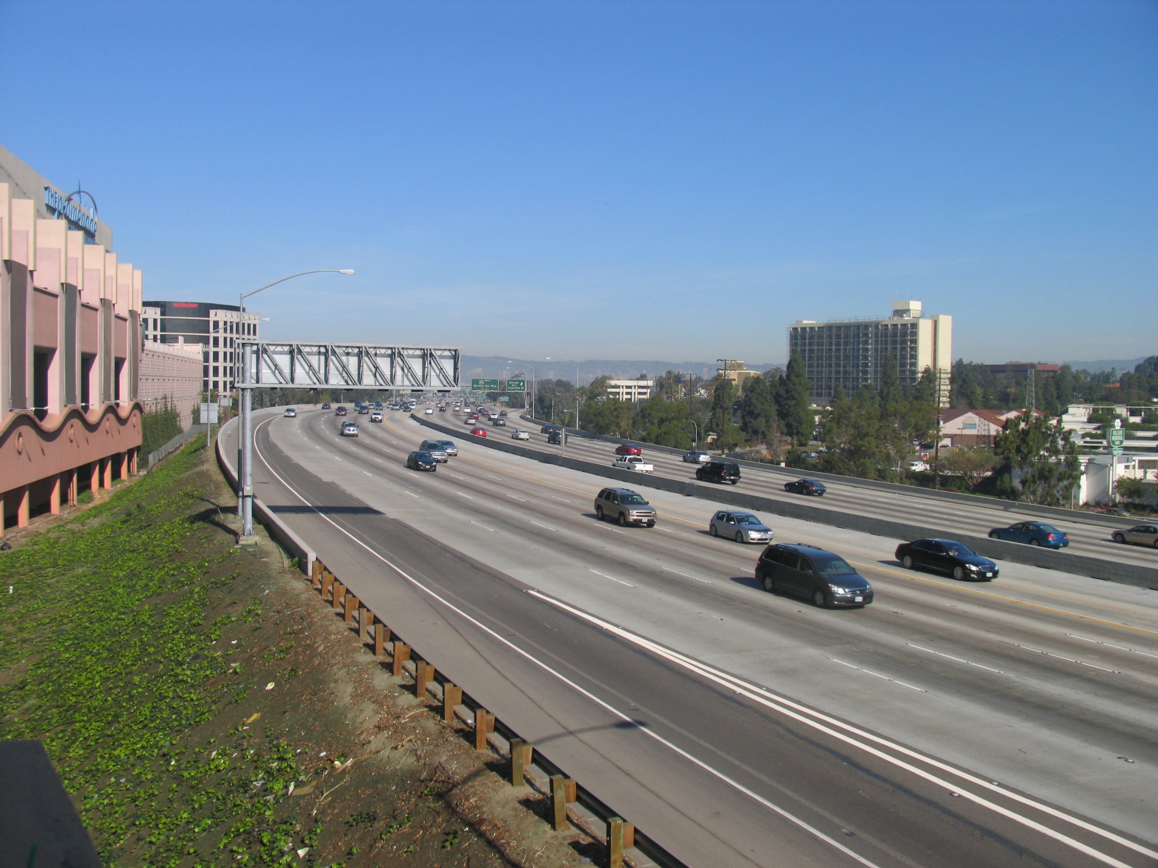 Guides - Los Angeles Freeways, CA - LA Freeways - Dave's Travel Corner