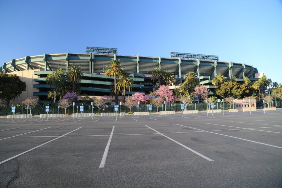 Guides - Los Angeles, CA - LA Stadiums - Dave's Travel Corner