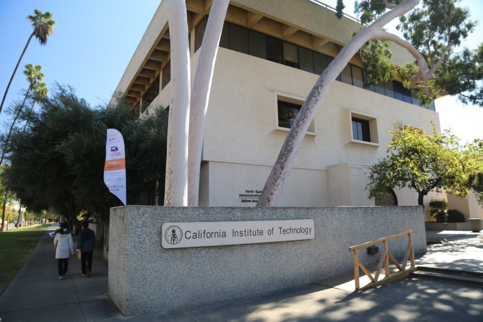 Guides - Los Angeles, CA - Colleges - Dave's Travel Corner