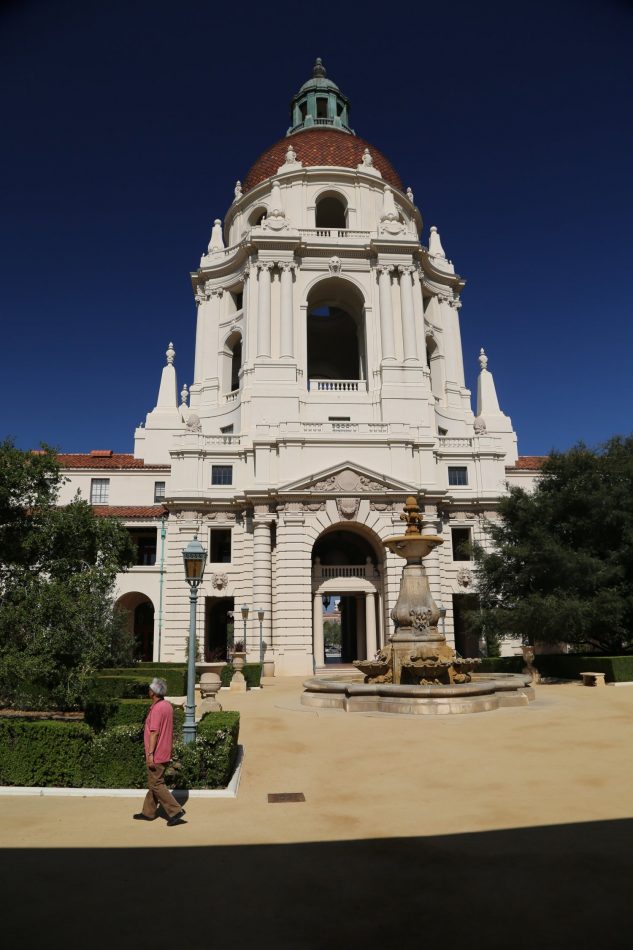 Guides - Los Angeles, CA - Pasadena - Dave's Travel Corner