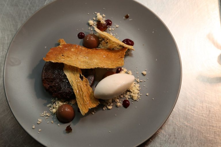 An Introduction to Saskatoon, Saskatchewan: Culture, Food & Attractions ...