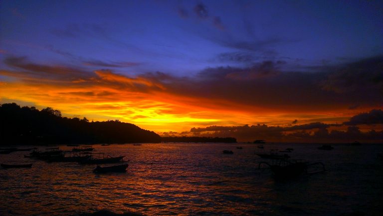 Top 5 reasons to have a work retreat on a tropical island - Dave's ...