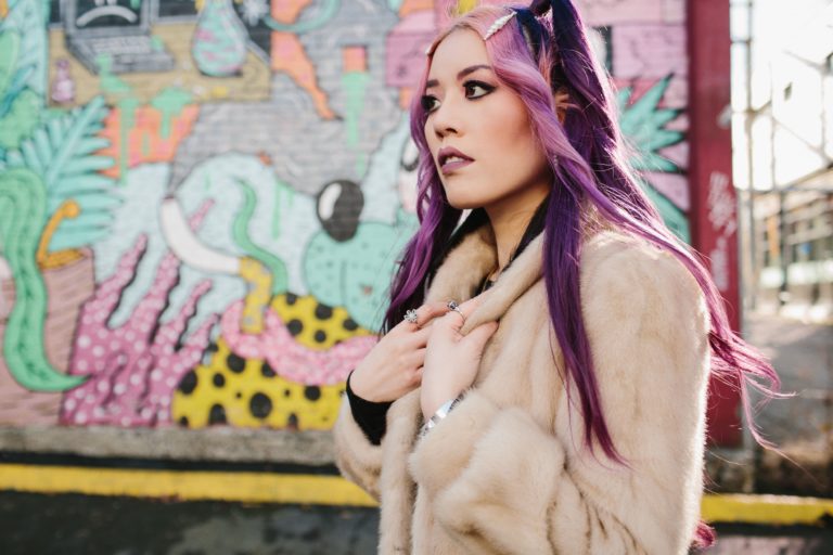 La Carmina - Blogger, Author, Journalist and TV Host - Dave's Travel Corner