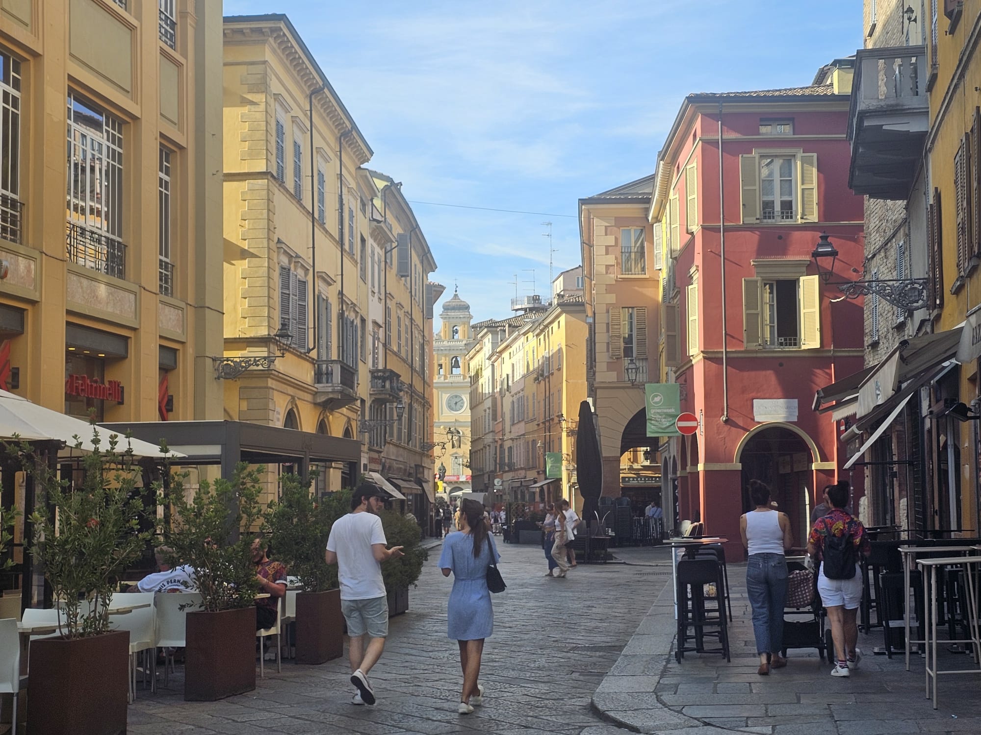 How to Prepare for Your First Vacation Together - Dave's Travel Corner
