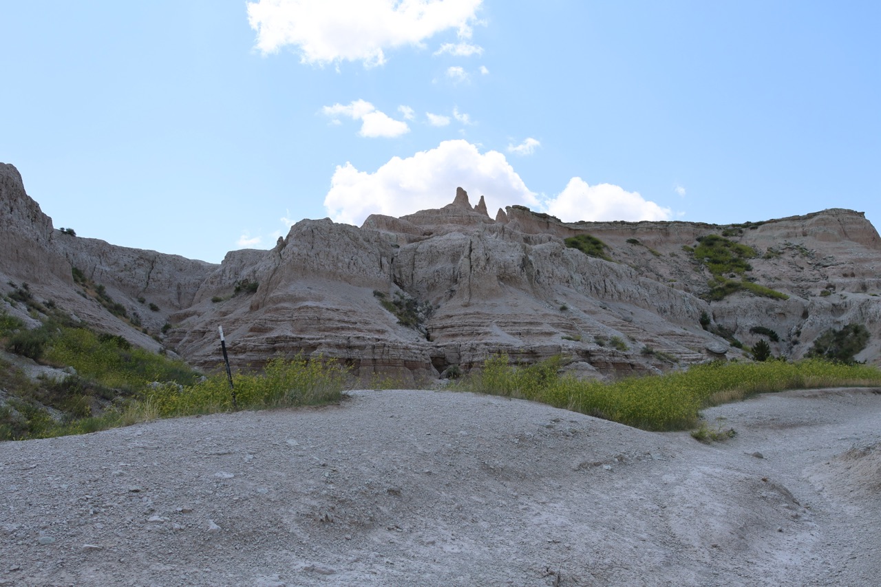 Top 6 Must-Visit Spots In Badlands National Park - Dave's Travel Corner